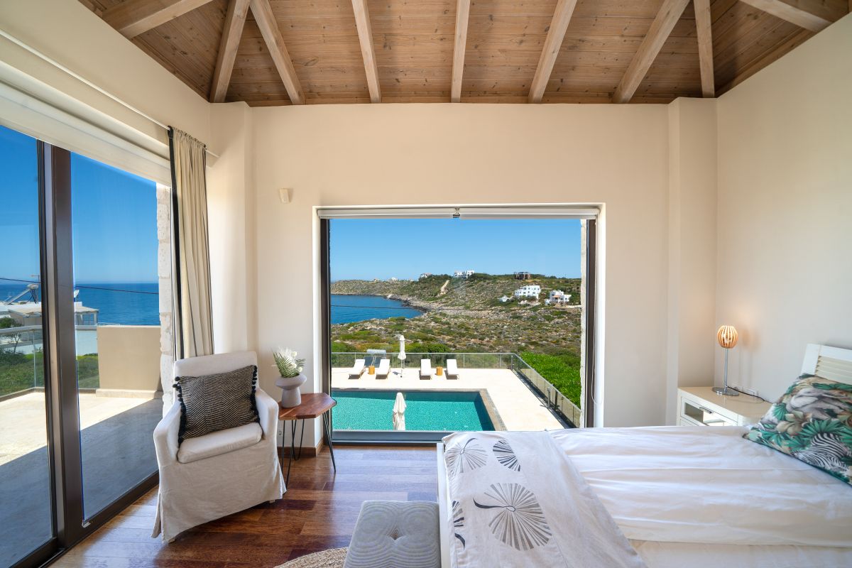 Luxury Sea Front Villa Poseidon One in Chania