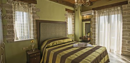 Newly built villa Semeli with wood and stone, near Rethymnon