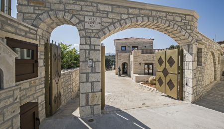 Newly built villa Semeli with wood and stone, near Rethymnon