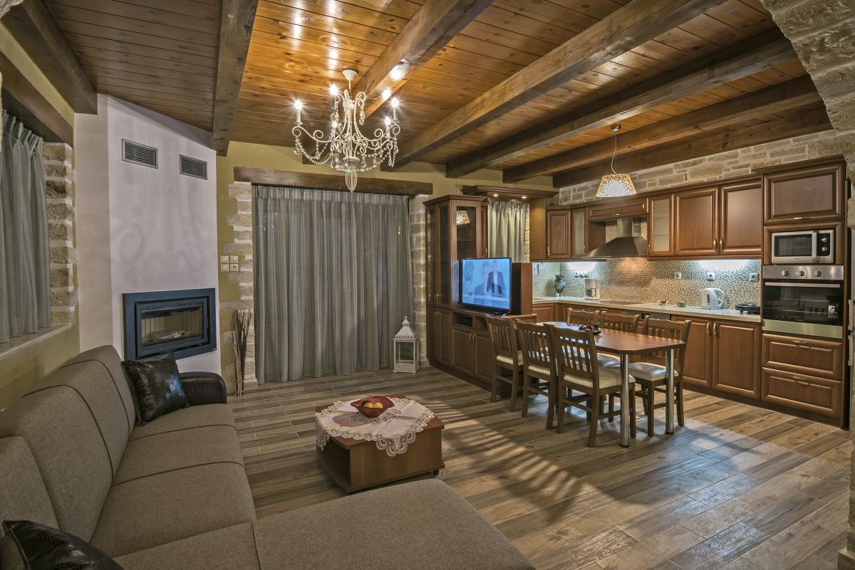 Newly built villa Semeli with wood and stone, near Rethymnon