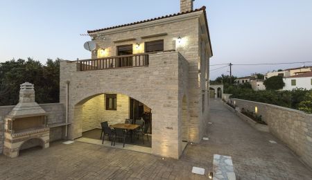 Newly built villa Semeli with wood and stone, near Rethymnon