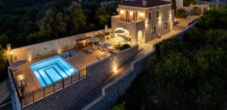 Newly built villa Semeli with wood and stone, near Rethymnon